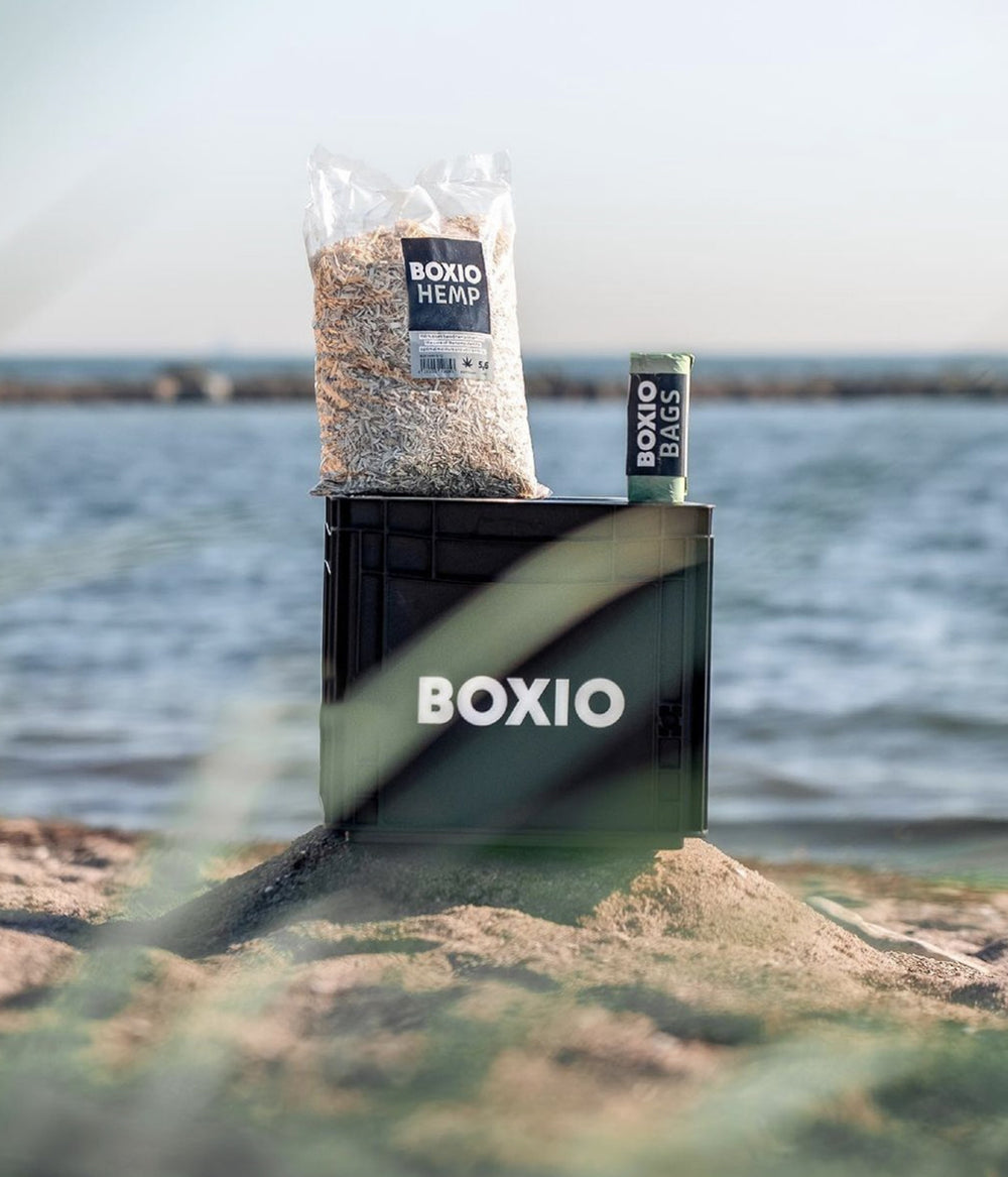 BOXIO - REFILL BUNDLE: 2x 1.5 gallons hemp litter and 3x 25 compostable ...